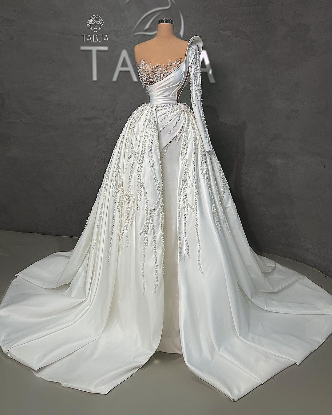 April wedding dresses 60 photos - Astyledwedding.com
